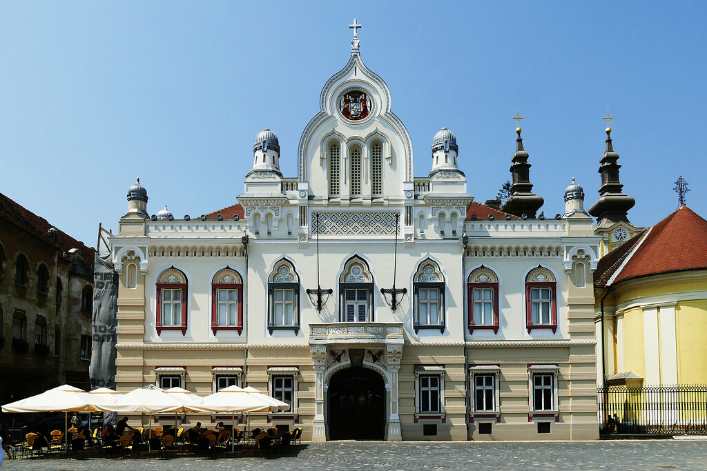 Palatul Episcopiei Sârbe din Timișoara - Comfort-Apartments.ro